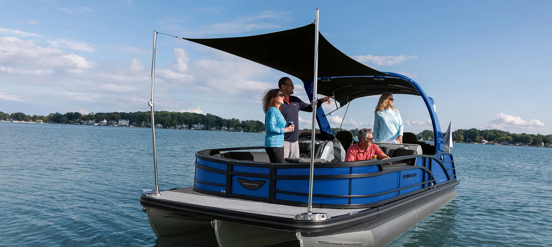 Bennington R Bowrider Line | Bennington