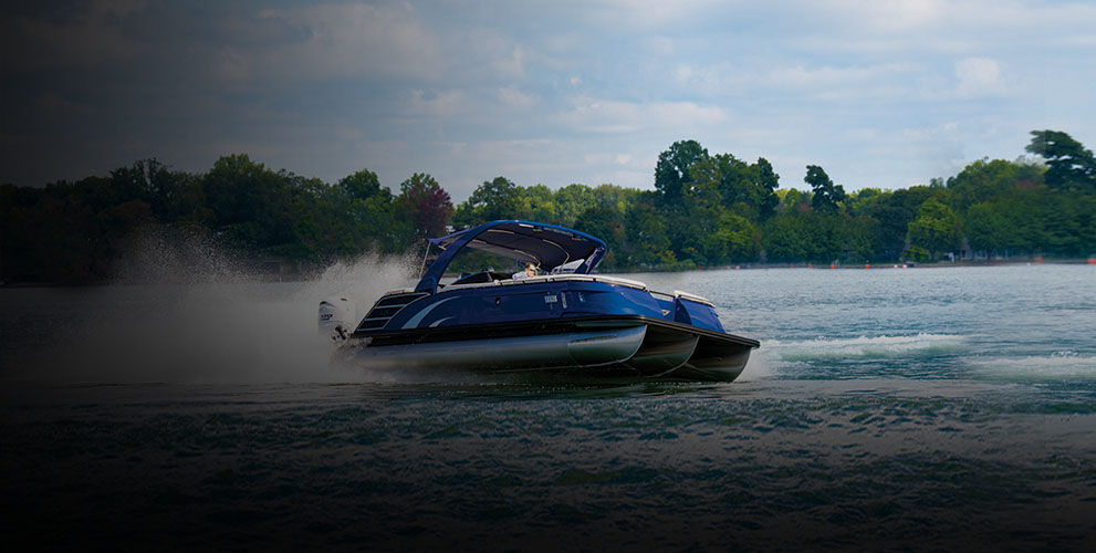 Bennington QX Line | Bennington