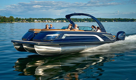 Bennington Marine Launches Fully Redesigned QX Flagship Model and ...