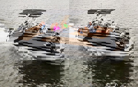 Sanpan Pontoon Boats | Godfrey Pontoon