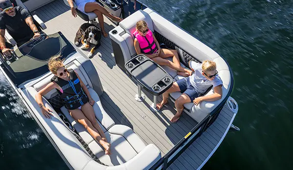 Sanpan Pontoon Boats | Godfrey Pontoon