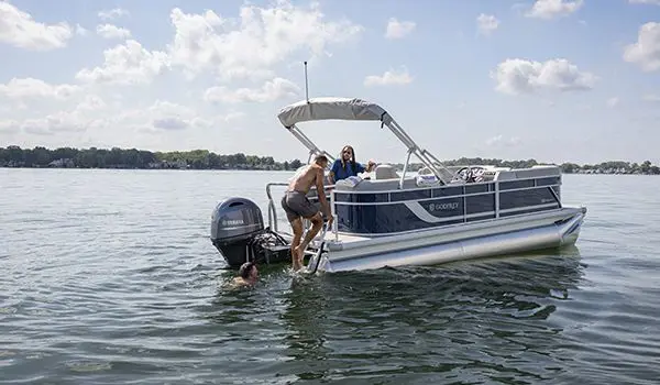 Xperience Pontoon Boats | Godfrey Pontoon
