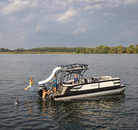 SunDeck Models - Double Decker Pontoons | Godfrey