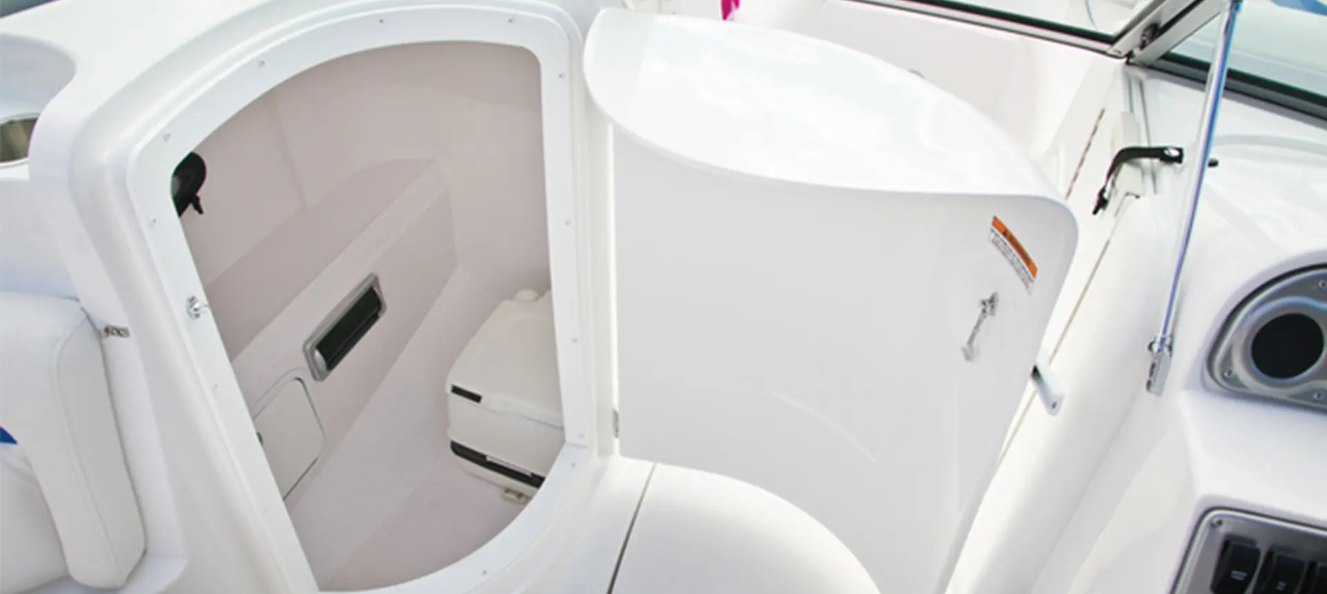Specs: SunDeck 2000 OB | Hurricane Deck Boats