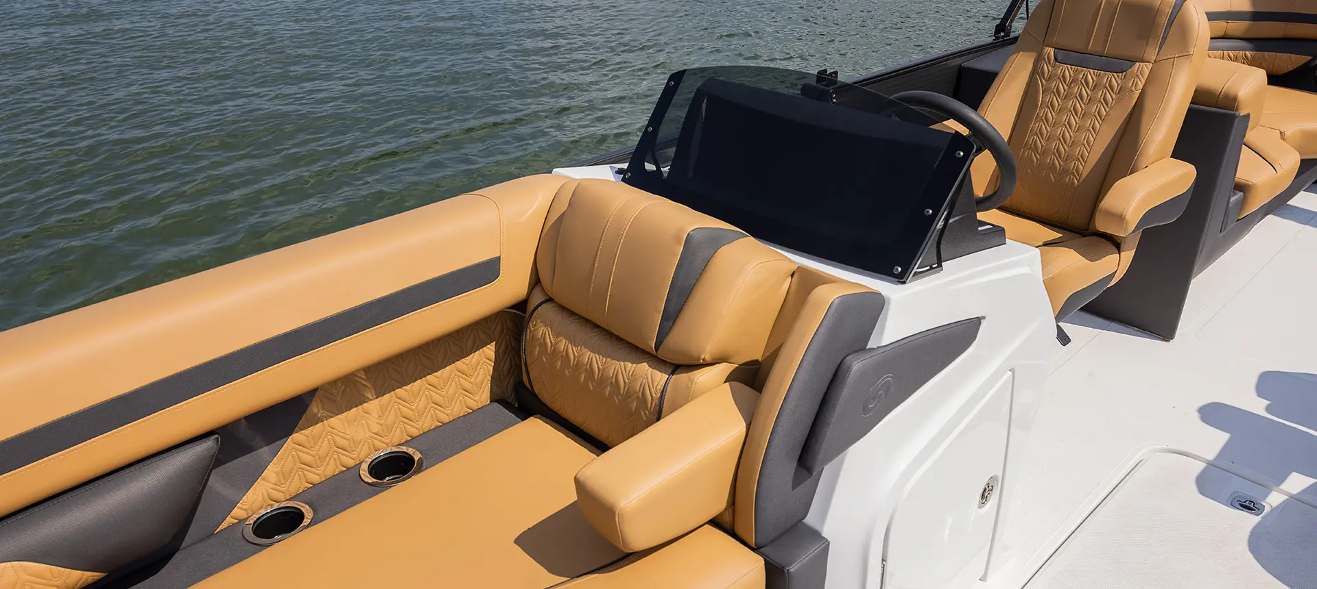 FunDeck Boats - Party Deck Boats | Hurricane