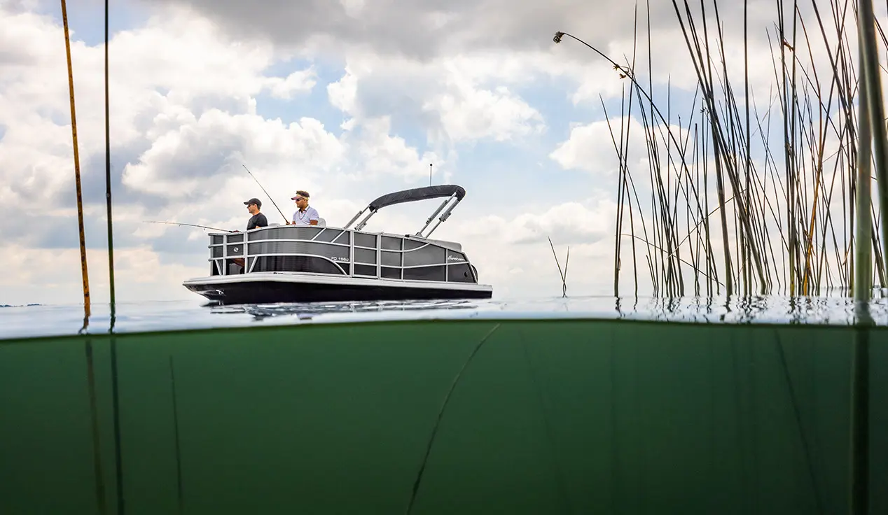 FunDeck OB Models - Party Deck Boats | Hurricane