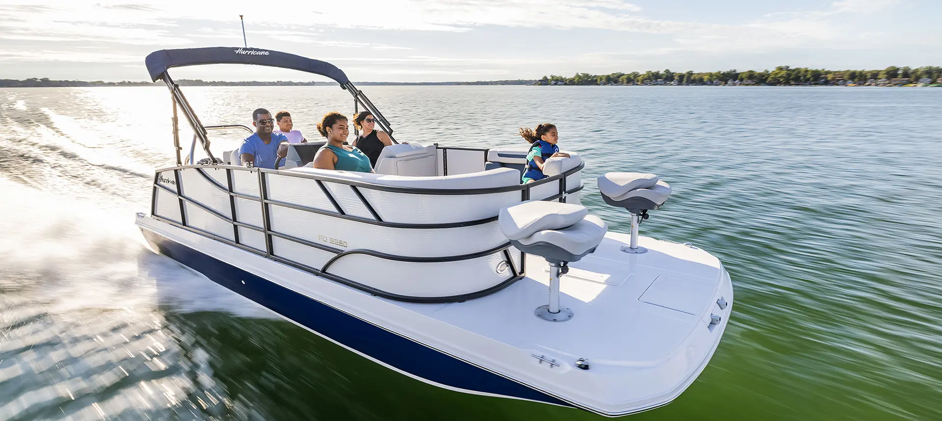 Specs: FunDeck 2260 F | Hurricane Deck Boats