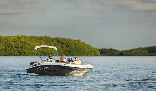 Specs: SunDeck 217 Outboard | Hurricane Deck Boats