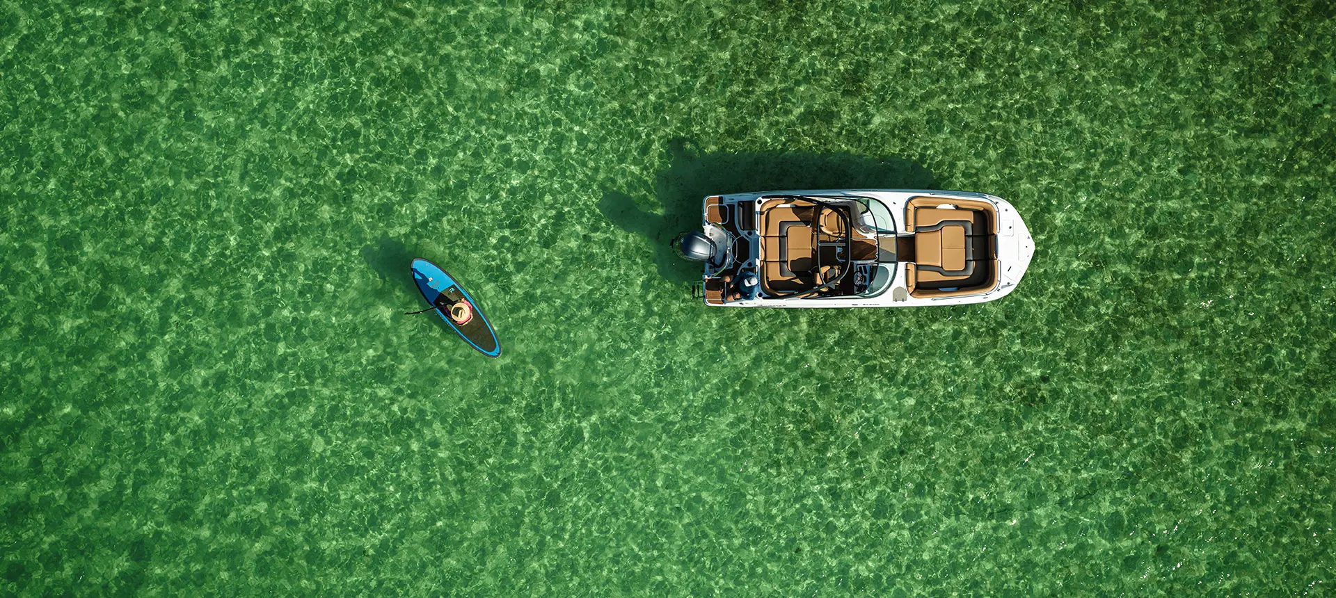 Specs: SunDeck 2486 Outboard | Hurricane Deck Boats