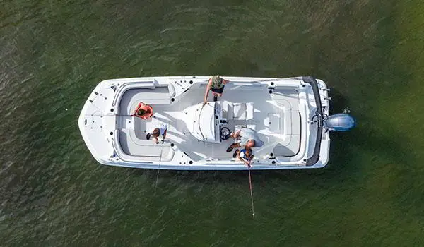 Specs: Center Console 231 OB | Hurricane Deck Boats