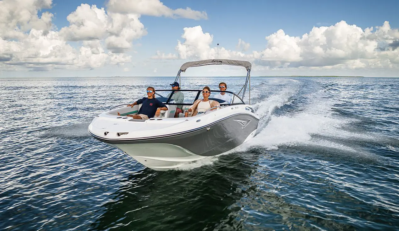 SunDeck OB Models - Outboard Deck Boats | Hurricane