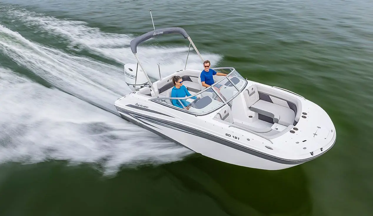 SunDeck OB Models - Outboard Deck Boats | Hurricane