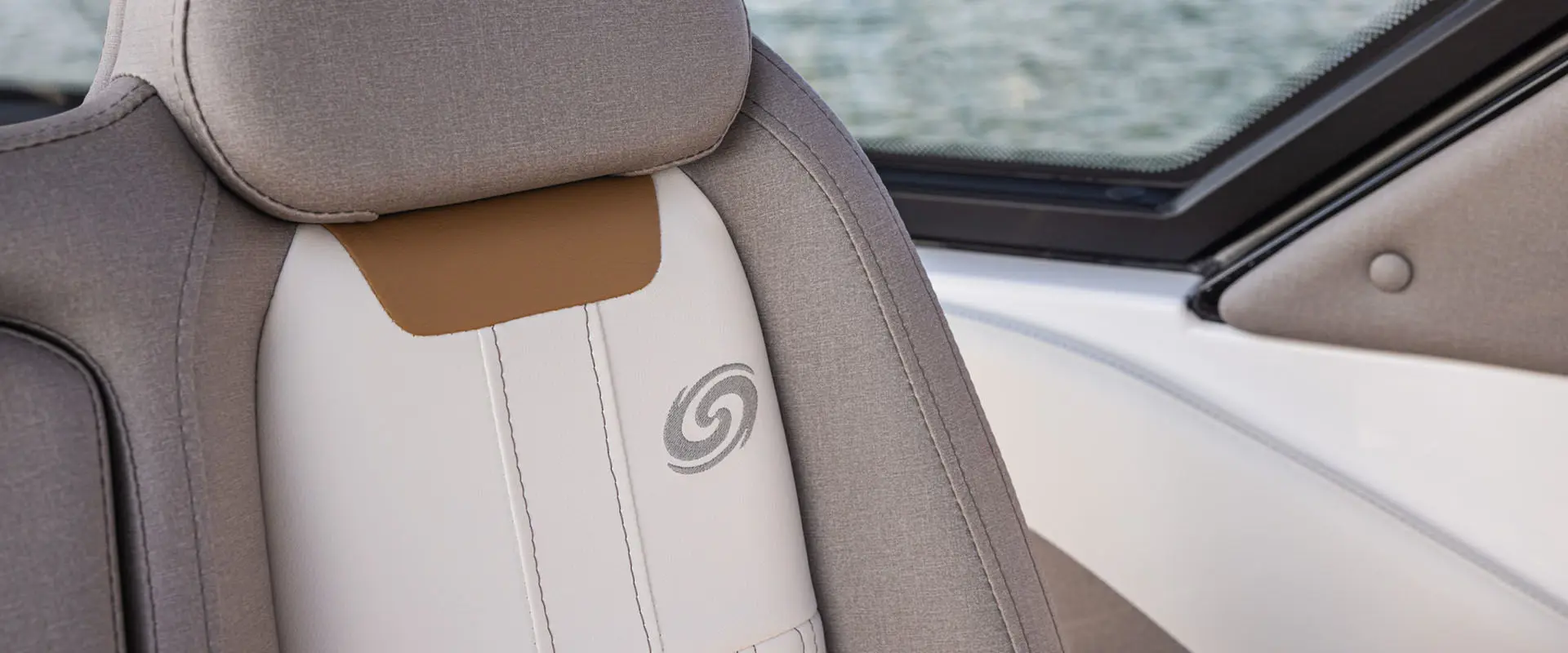 Exterior Colors & Styles | Hurricane Deck Boats