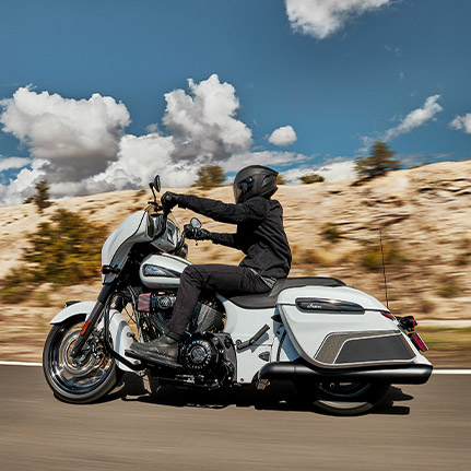 Blacked-out Motorcycles - Indian Dark Horse | Indian Motorcycle