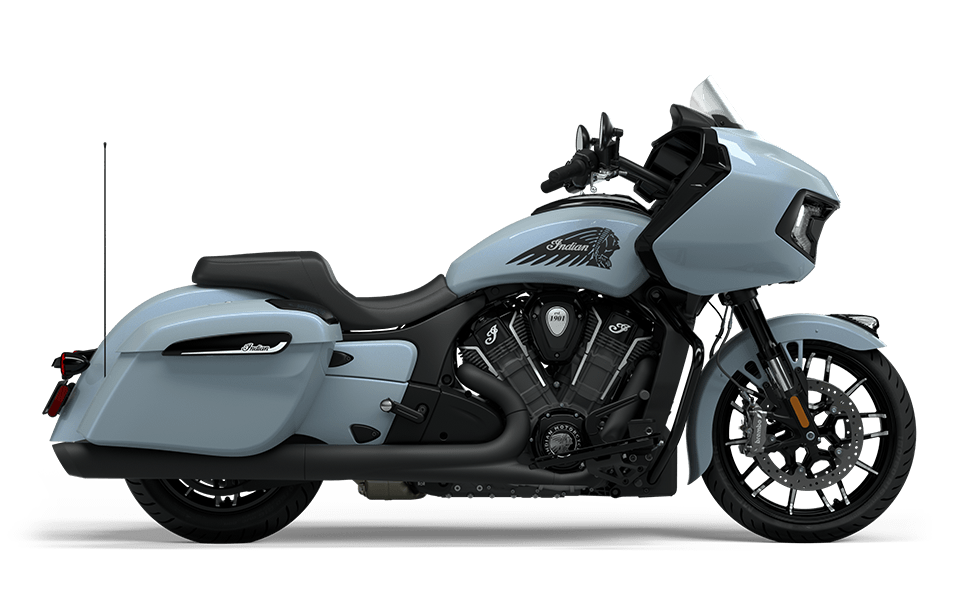 2024 Indian Challenger Dark Horse with PowerBand Audio Package Moto ...