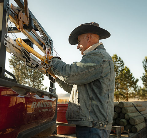 Polaris RANGER: UTVs (Utility Task Vehicles) EN-CA
