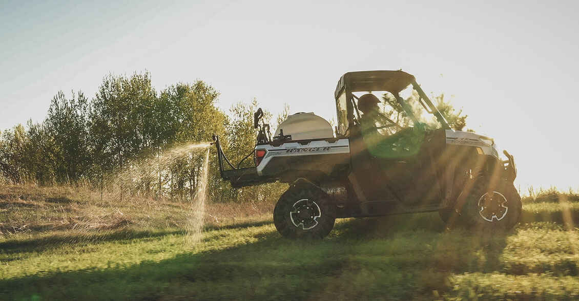 The Easy Way to a Beautiful Lawn | Polaris RANGER