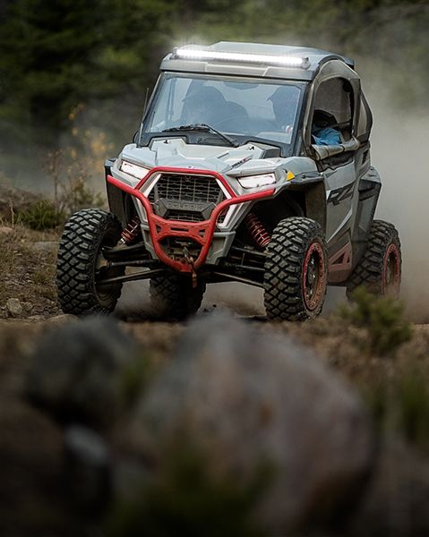 Polaris RZR: Sport Side by Sides (SxS) EN-CA