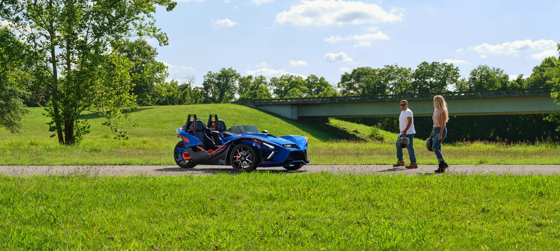 Series & Accessories | Polaris Slingshot