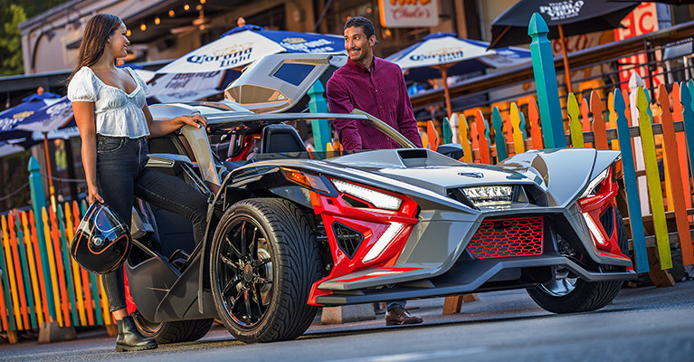 Series & Accessories | Polaris Slingshot