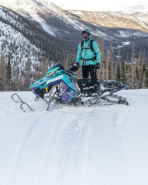 Deep Snow & Mountain Snowmobiles | Polaris Snowmobiles EN-CA