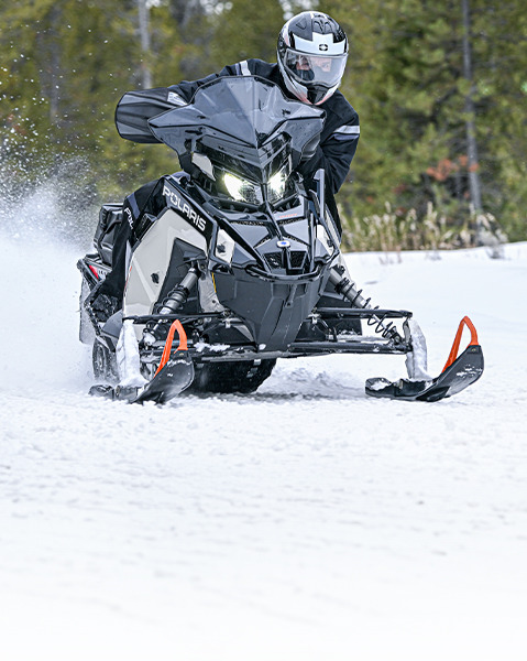 Trail Snowmobiles & Sleds | Polaris Snowmobiles EN-CA