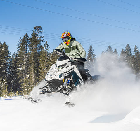 2026 Polaris Switchback Assault Snowmobiles EN-CA